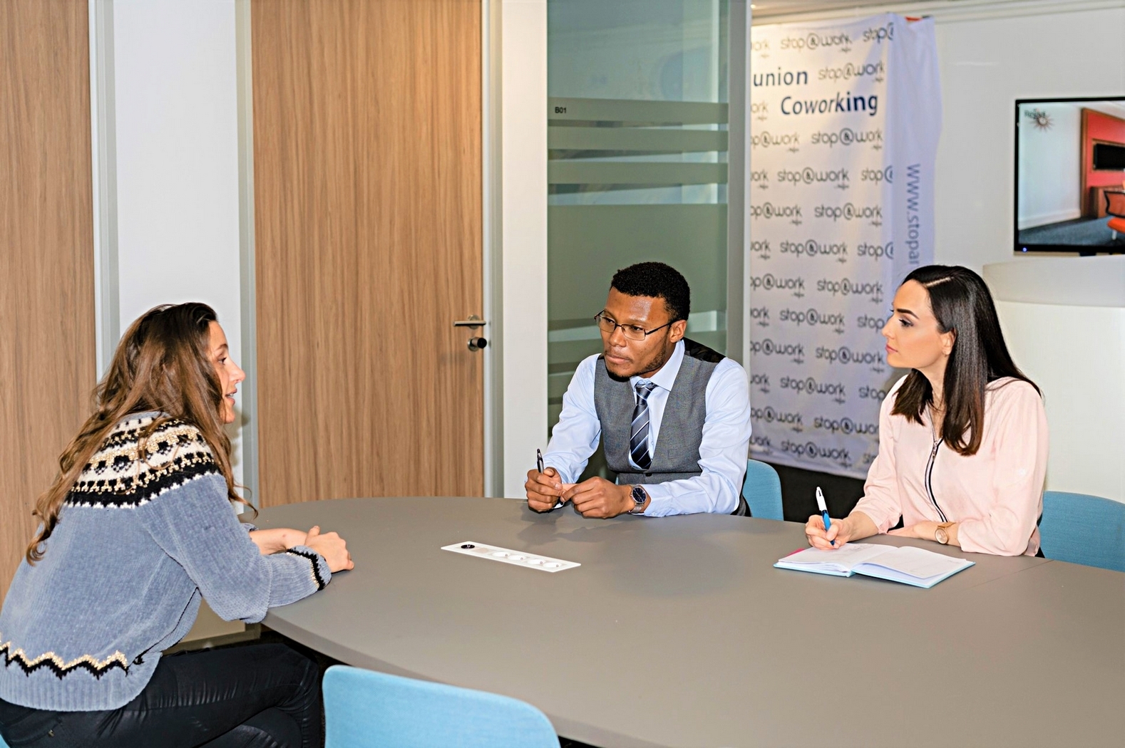 Interprète anglais Versailles – Traducteur anglais français Versailles